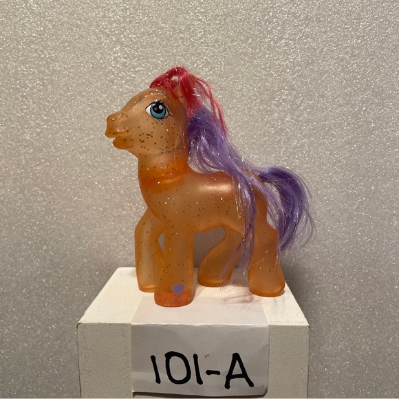 My Little Pony | Toys | 206 My Little Pony Orange Clear Glitter Heart ...